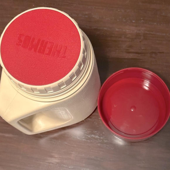 Thermos | Kitchen | Vintage Thermos Model 425 Red Mug Cup Soupcoffee ...